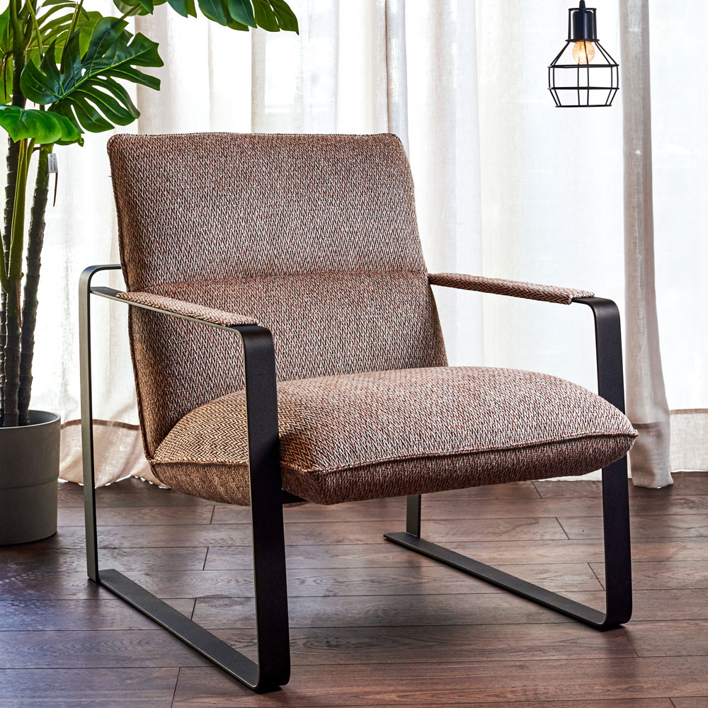 Sandy Chair > Blend Furniture